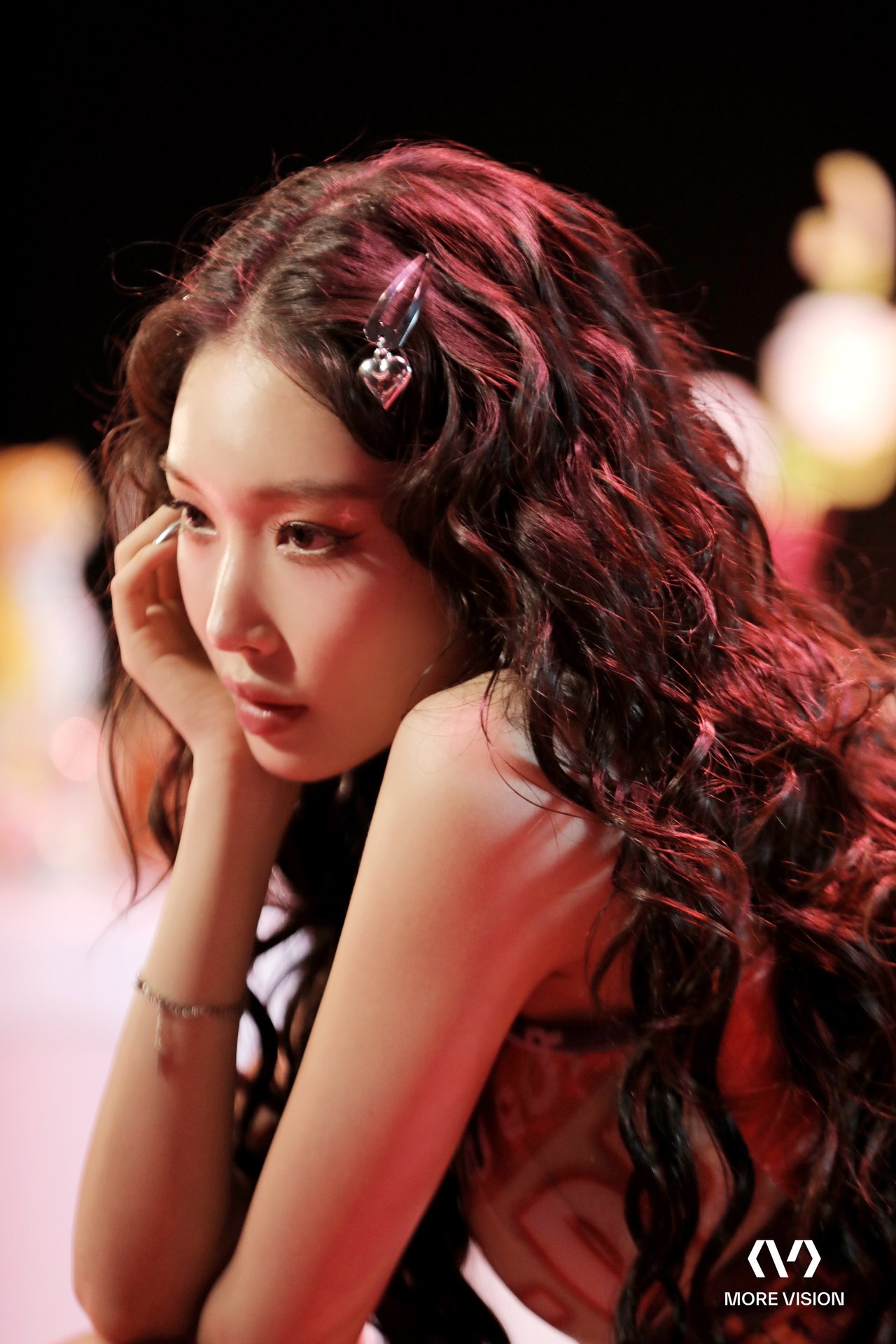 CHUNG HA 청하 - [알고리즘 (Algorithm)] Photo Behind 📸