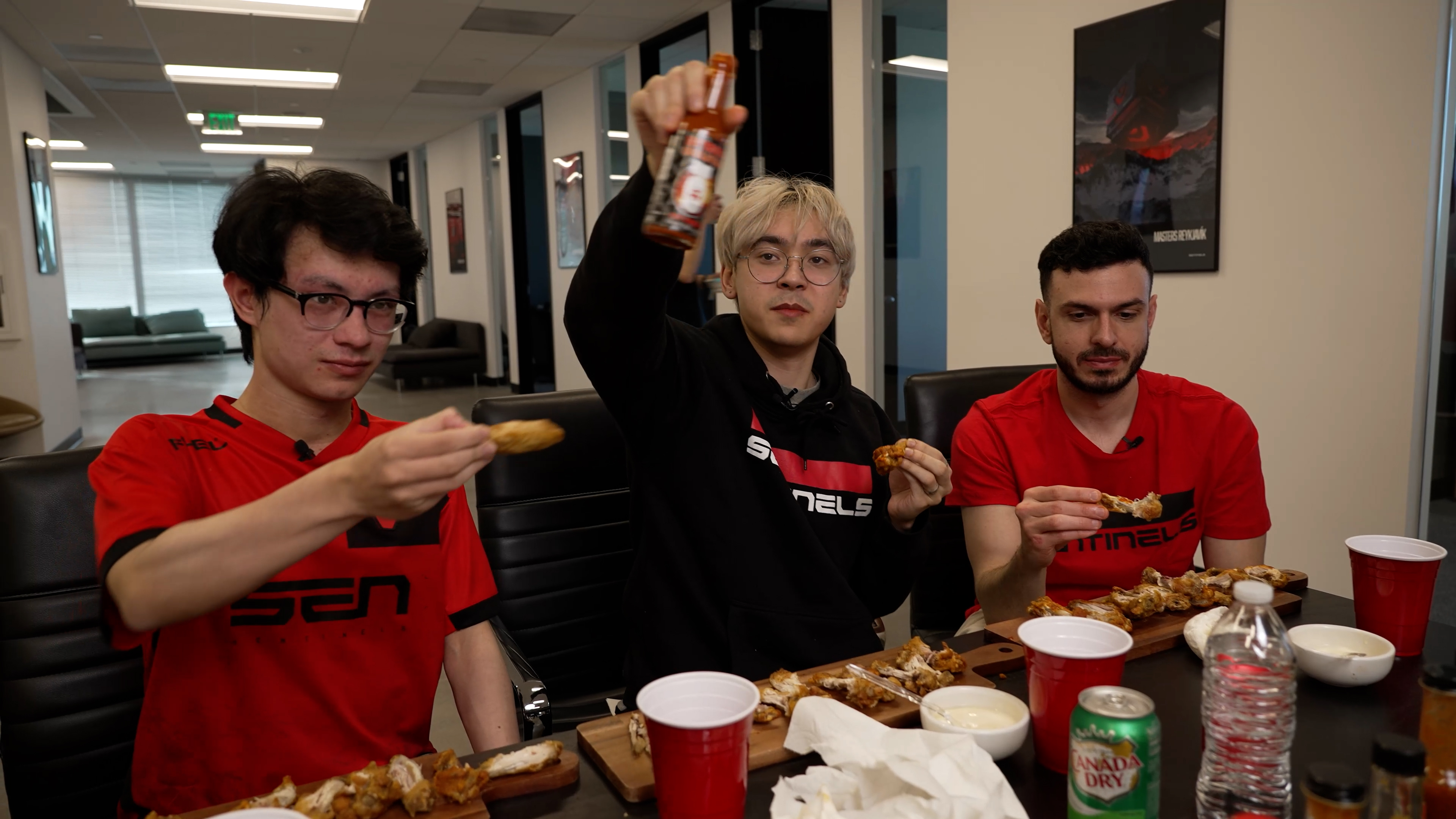 TenZ is addicted to hot sauce